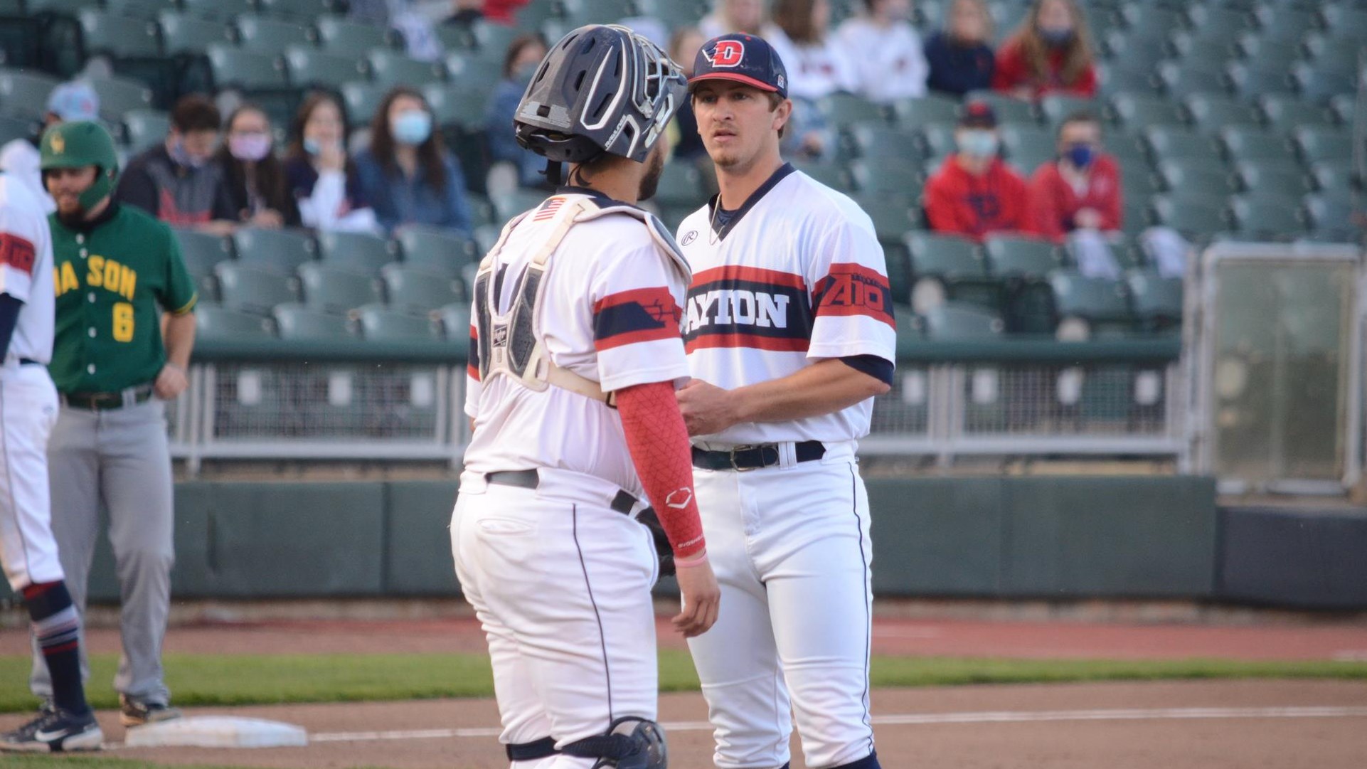 Hunter Wolfe - Baseball - University of Dayton Athletics