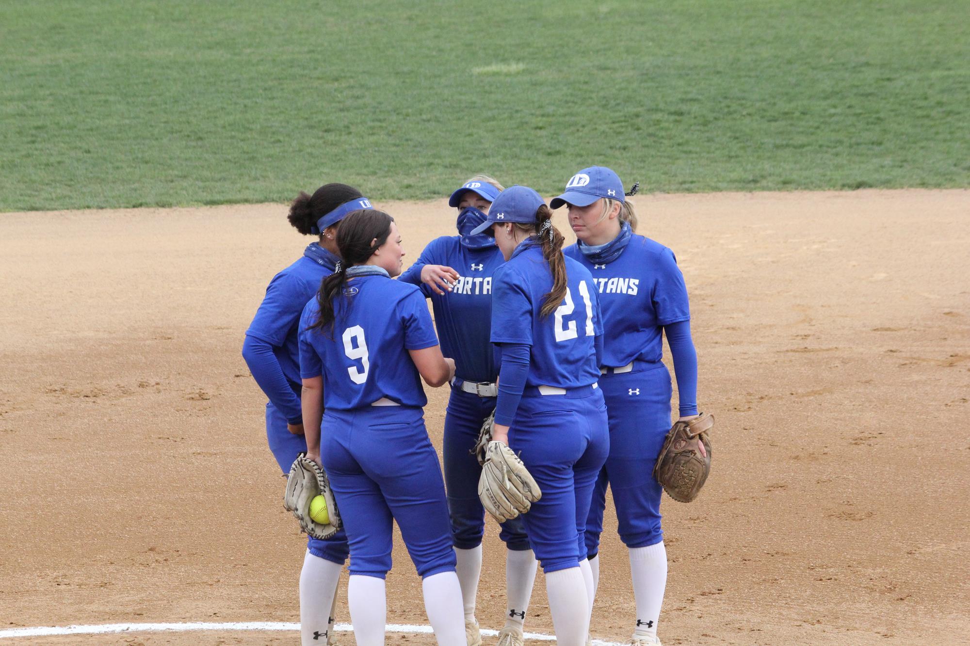 Softball Heads to A-R-C Tournament - University of Dubuque