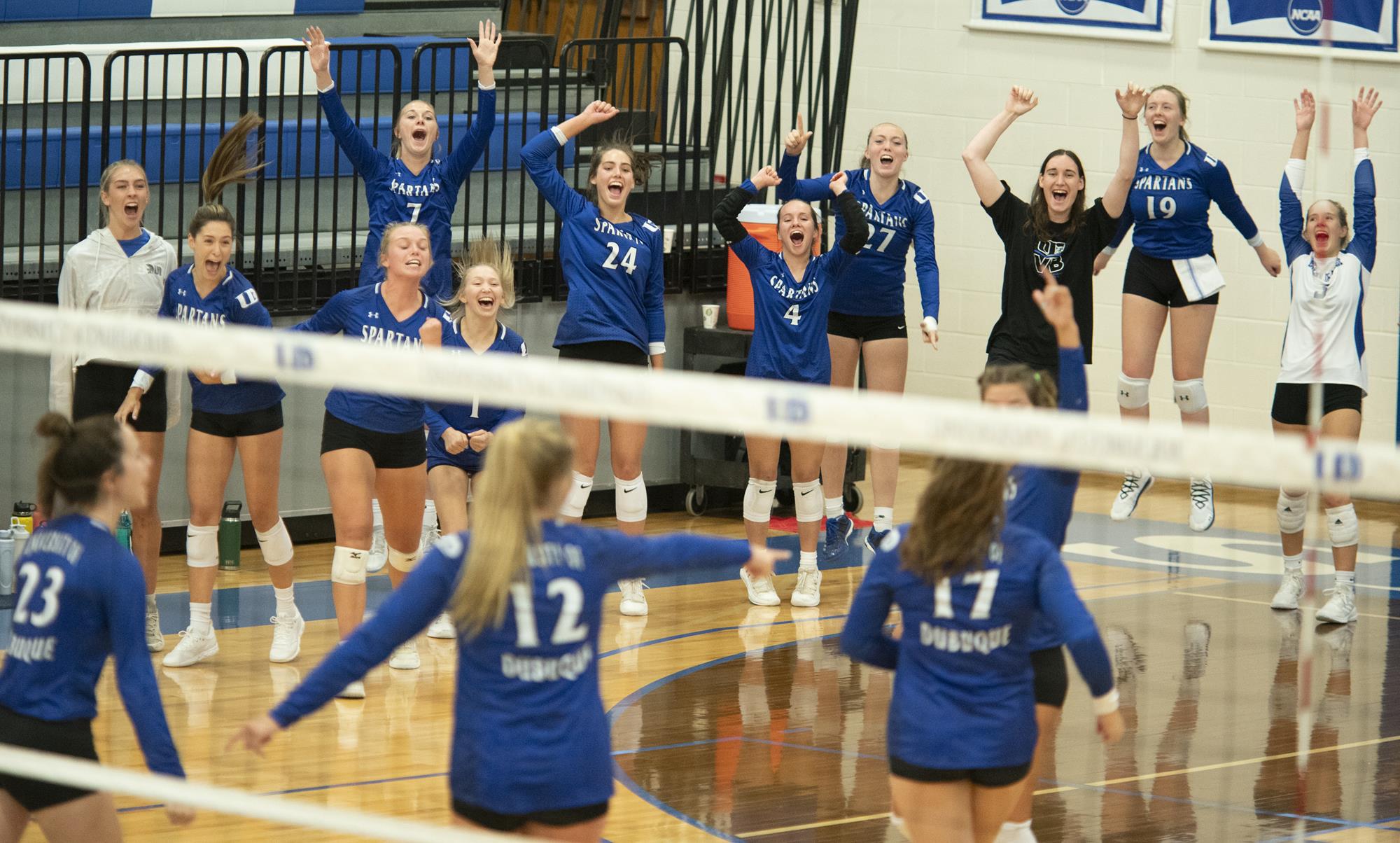 Spartans Volleyball Split on Saturday - University of Dubuque