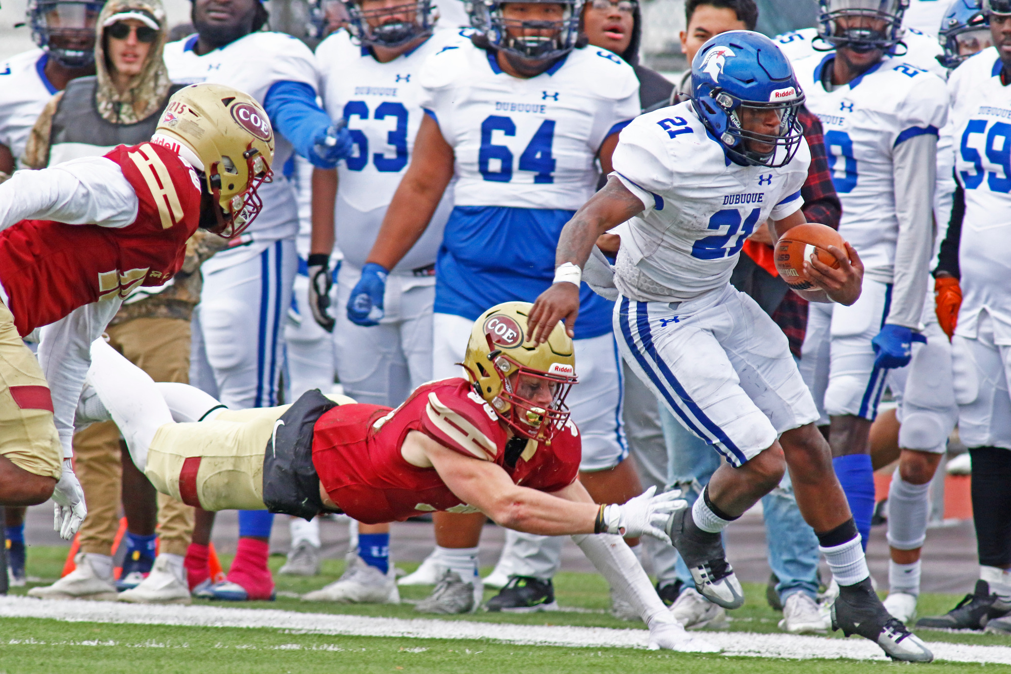 Football Wins on a Safety, Spartans Win 15-14 - University of Dubuque