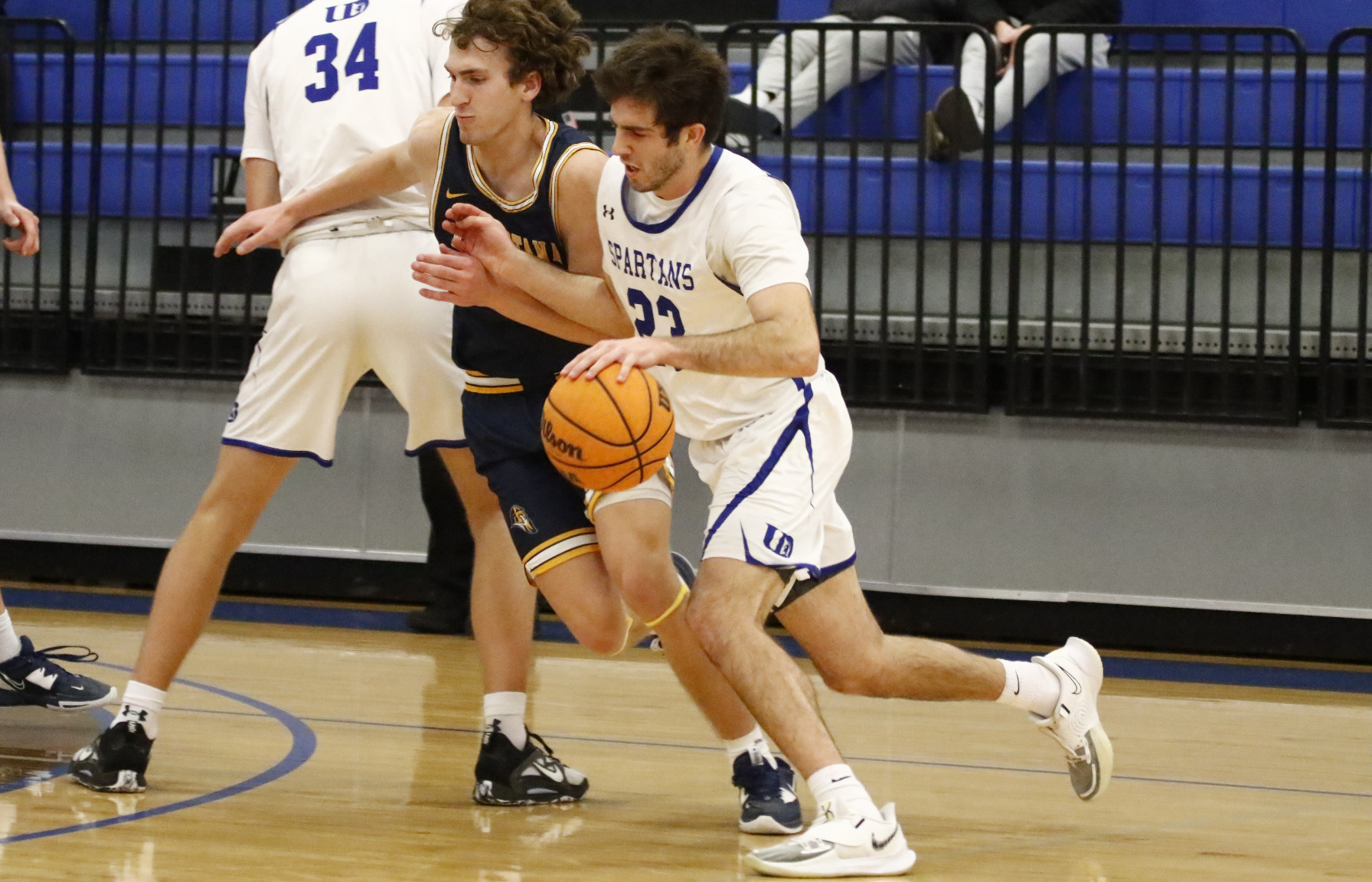 Hunter Snyder - 2022-23 - Men's Basketball - University of Dubuque