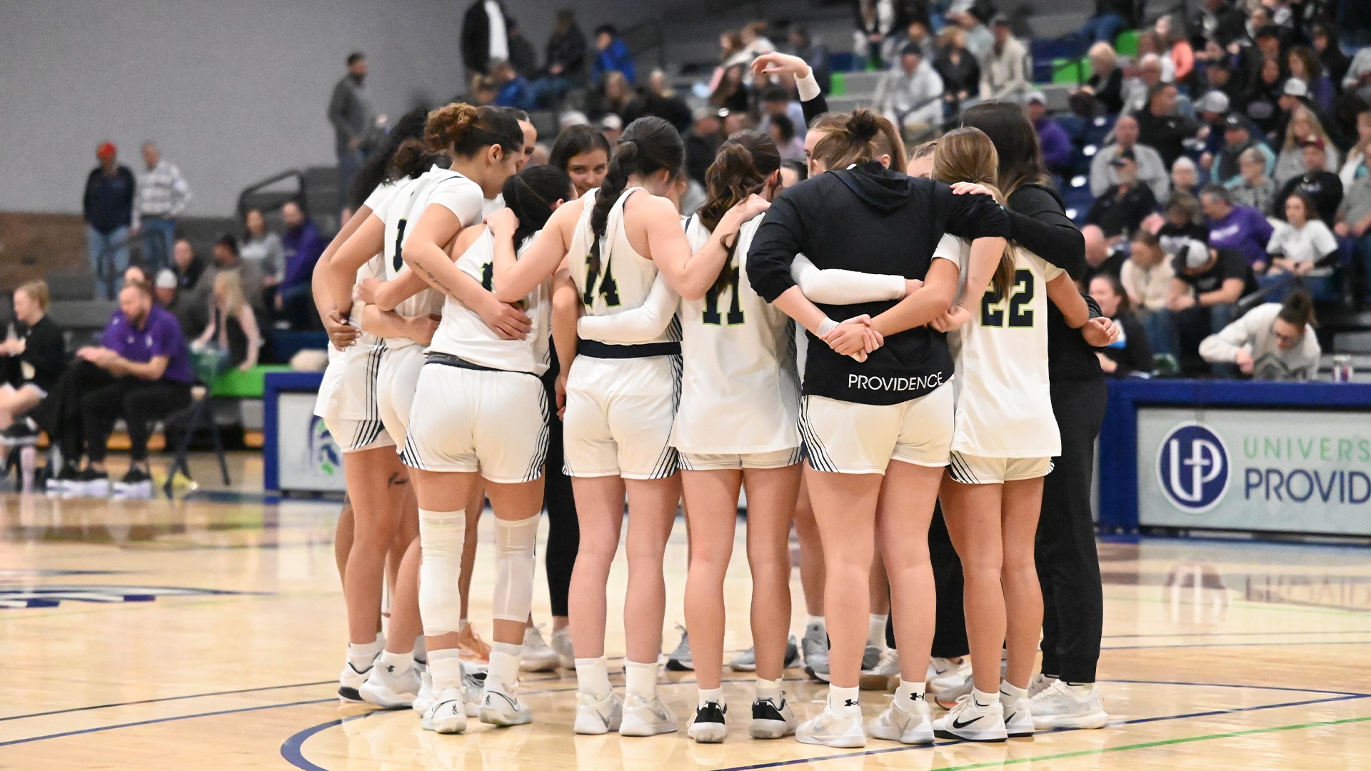 Salave'a, Maldonado Earn WBCA All-American Honors - University of ...