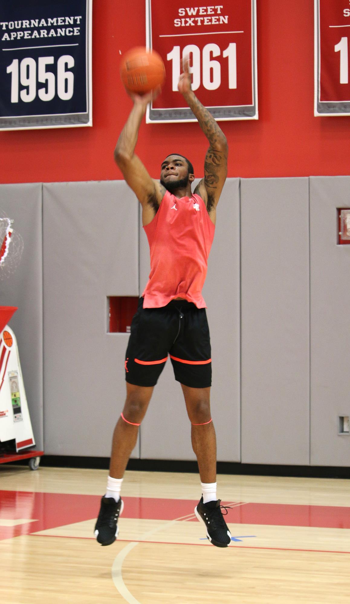 Reggie Chaney - Men's Basketball - University of Houston Athletics