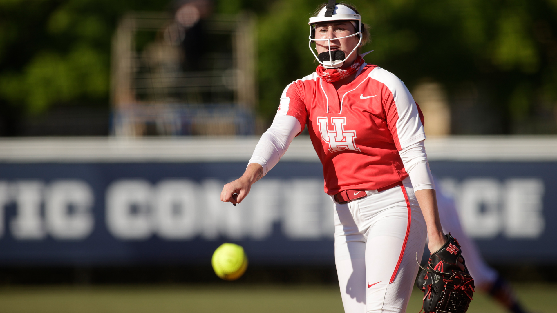 Logan Hulon - Softball - University of Houston Athletics