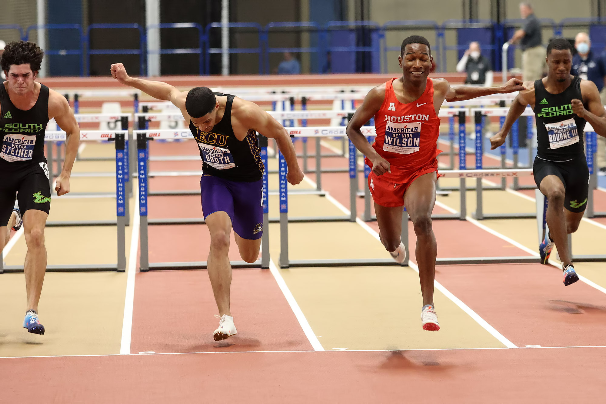 De'Vion Wilson - Track and Field - University of Houston Athletics