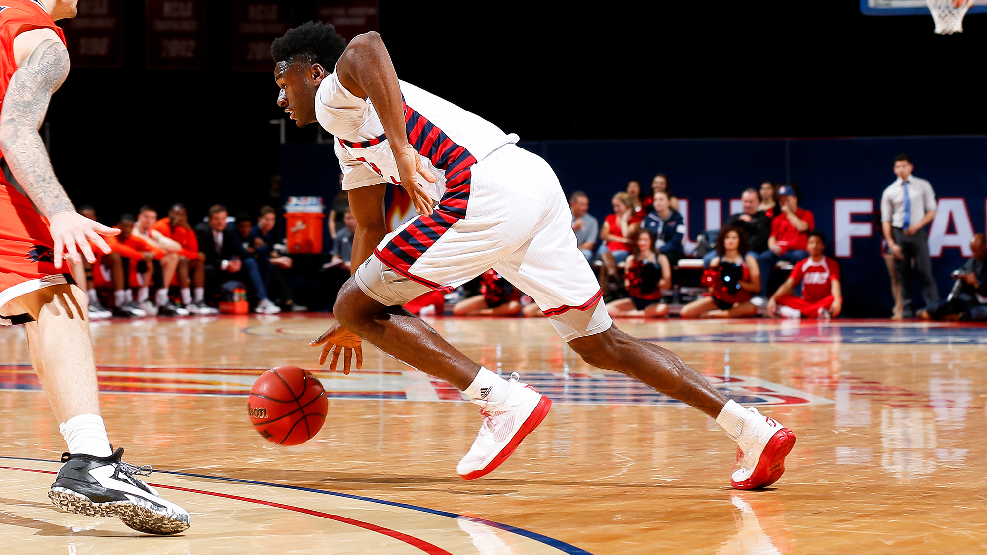 Michael Kolawole - Men's Basketball - UIC Athletics