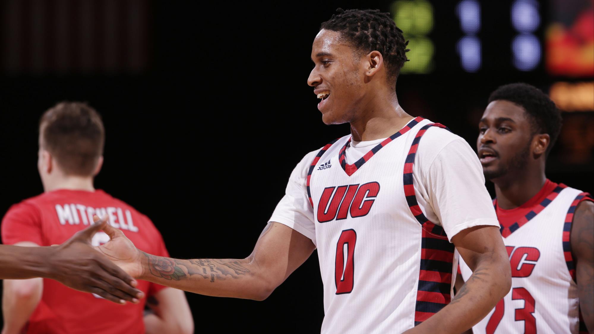 Dominique Matthews - Men's Basketball - UIC Athletics