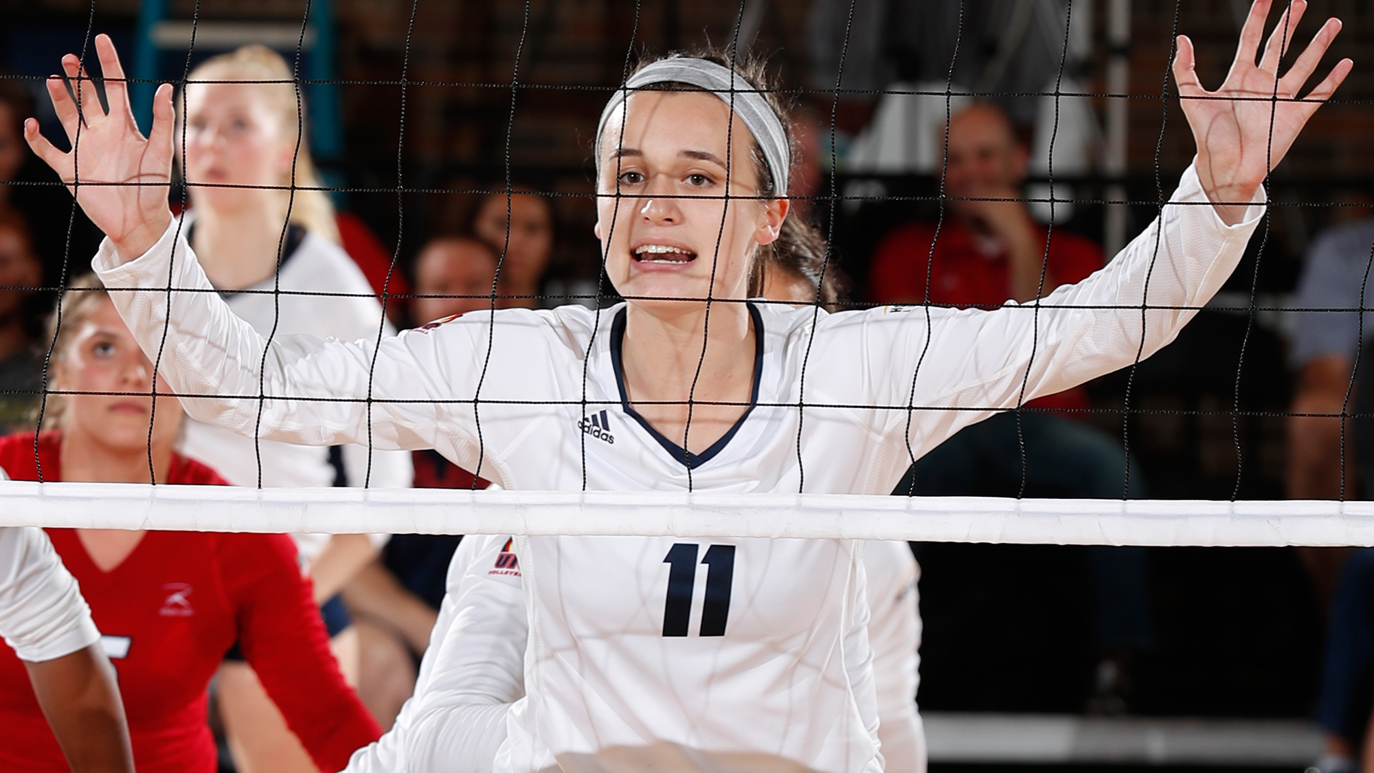 Sarah Daneliak - Volleyball - UIC Athletics