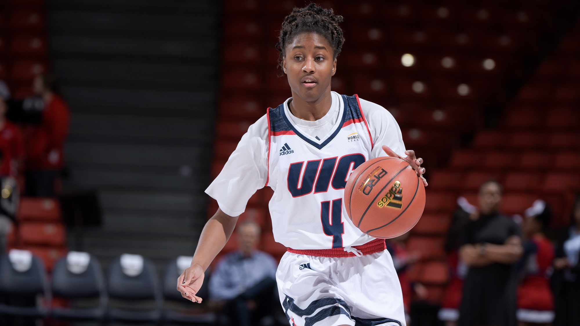 Jasmine Gaines - Women's Basketball - UIC Athletics