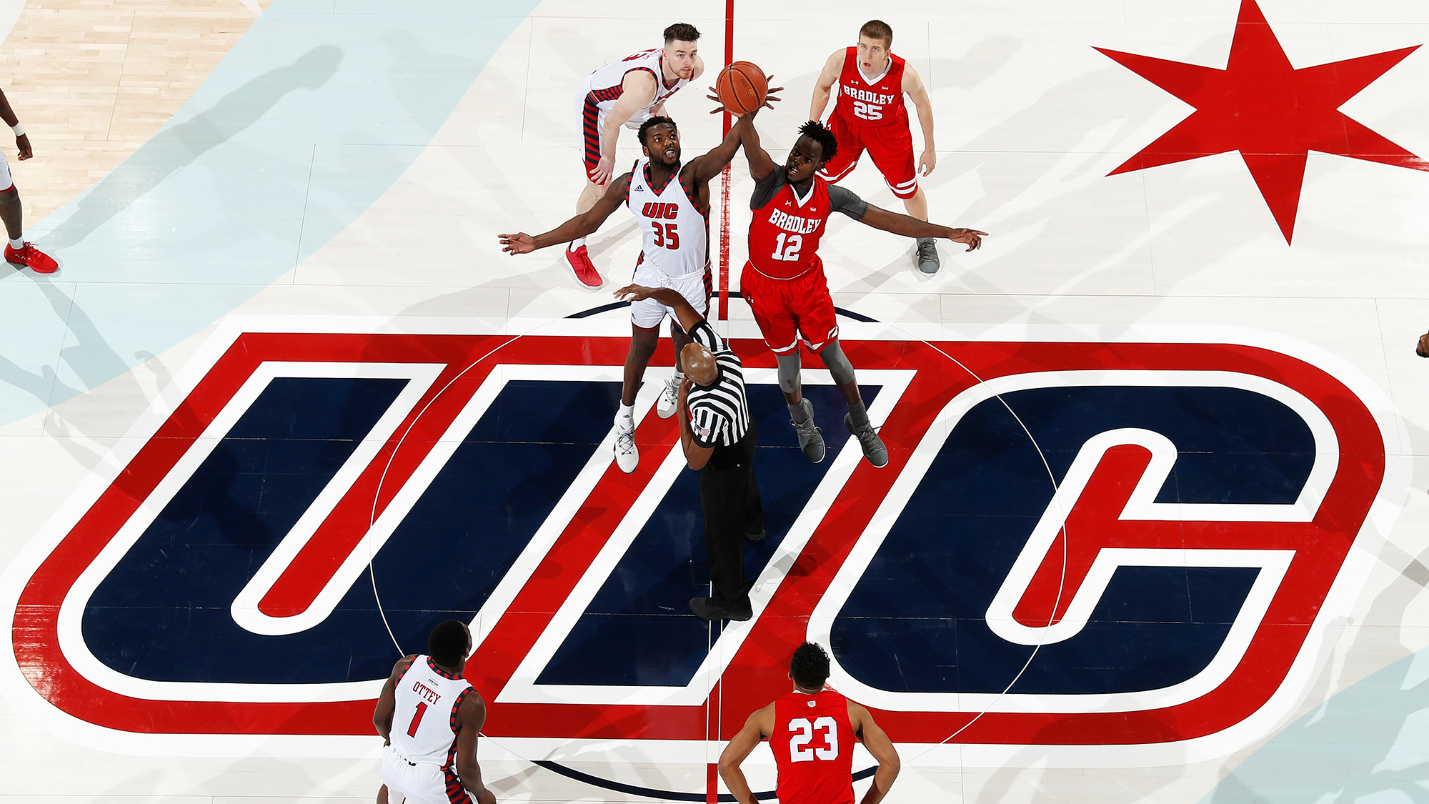 Travell Washington - Men's Basketball - UIC Athletics