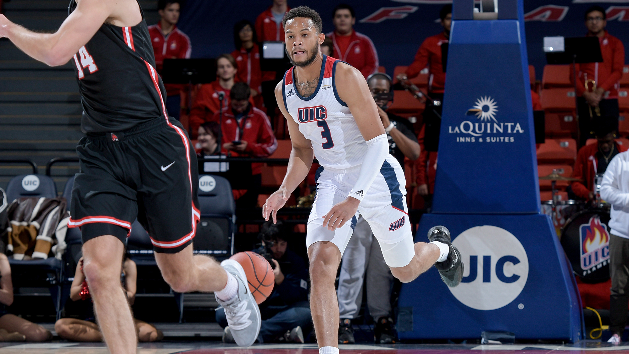 Jacob Wiley - Men's Basketball - UIC Athletics