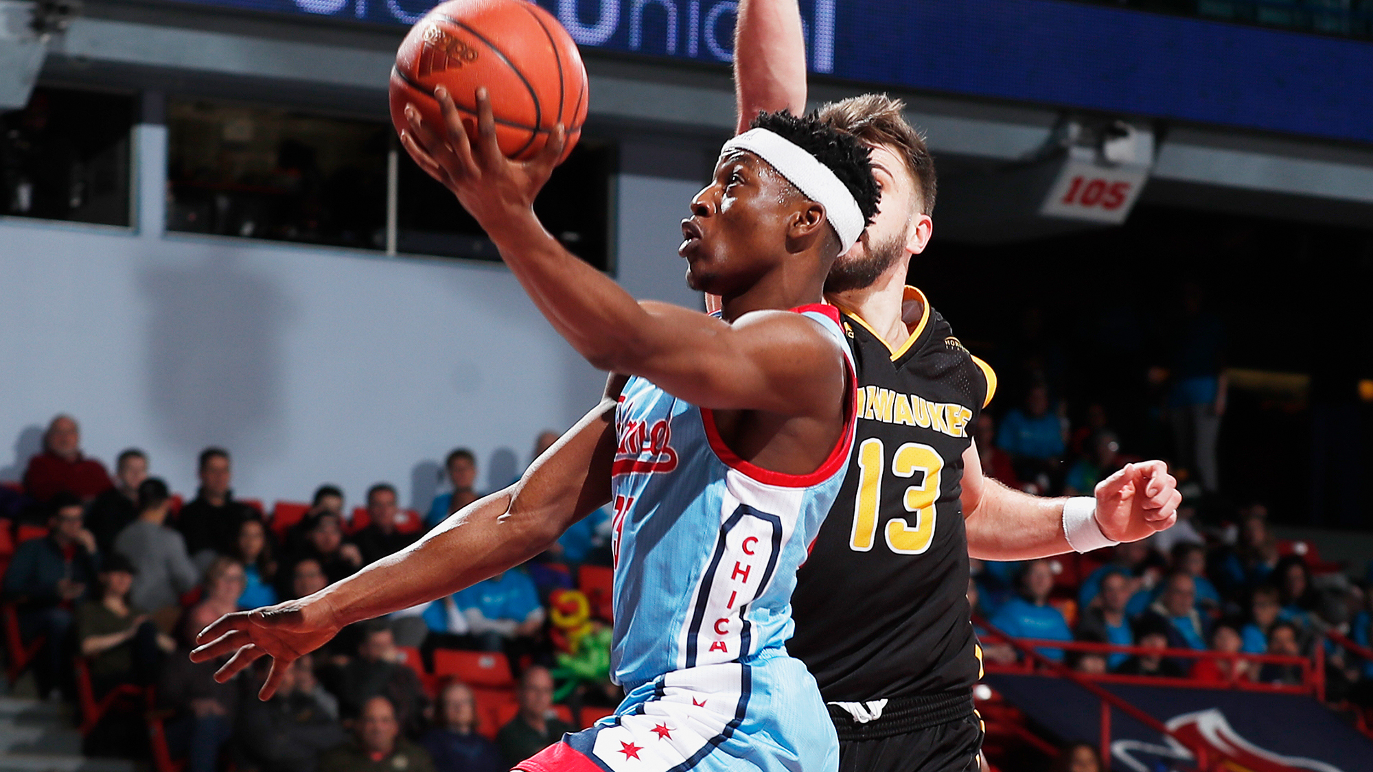 Godwin Boahen - Men's Basketball - UIC Athletics