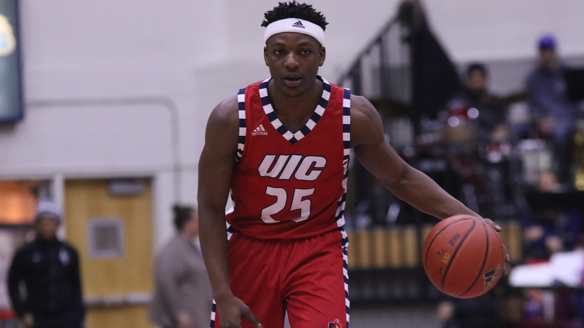 Godwin Boahen - Men's Basketball - UIC Athletics