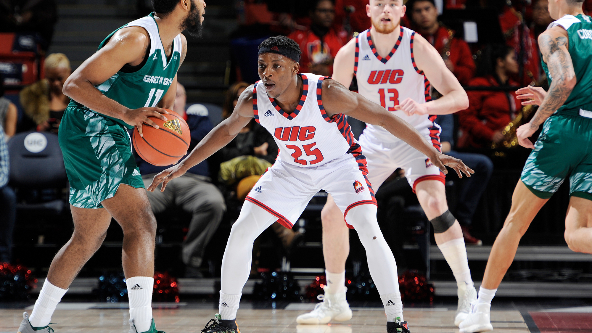 Godwin Boahen - Men's Basketball - UIC Athletics