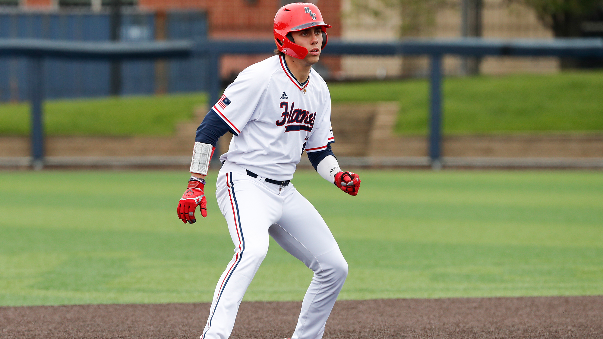 Tom Farrell - Baseball - UIC Athletics