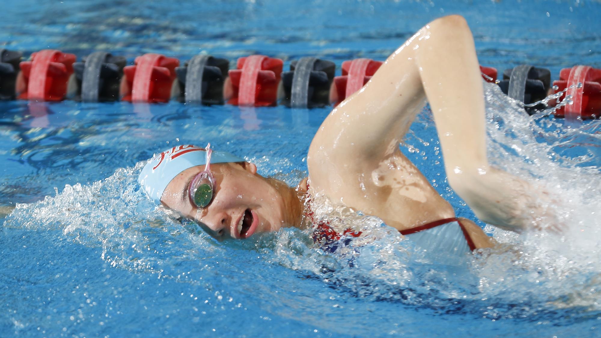 Lauren Johnson - Women's Swimming and Diving - UIC Athletics