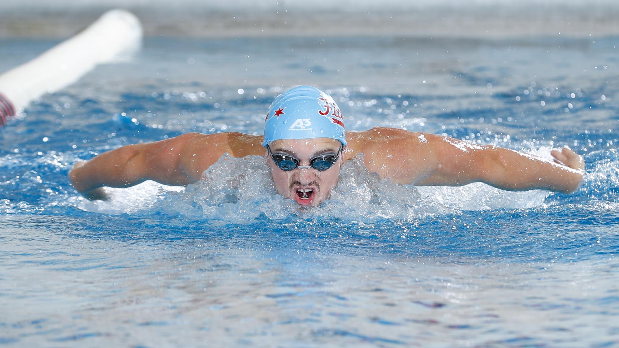 Luke Hutchinson - Men's Swimming and Diving - UIC Athletics