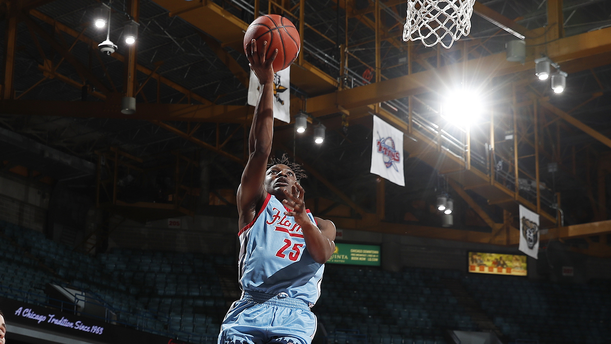 Godwin Boahen - Men's Basketball - UIC Athletics