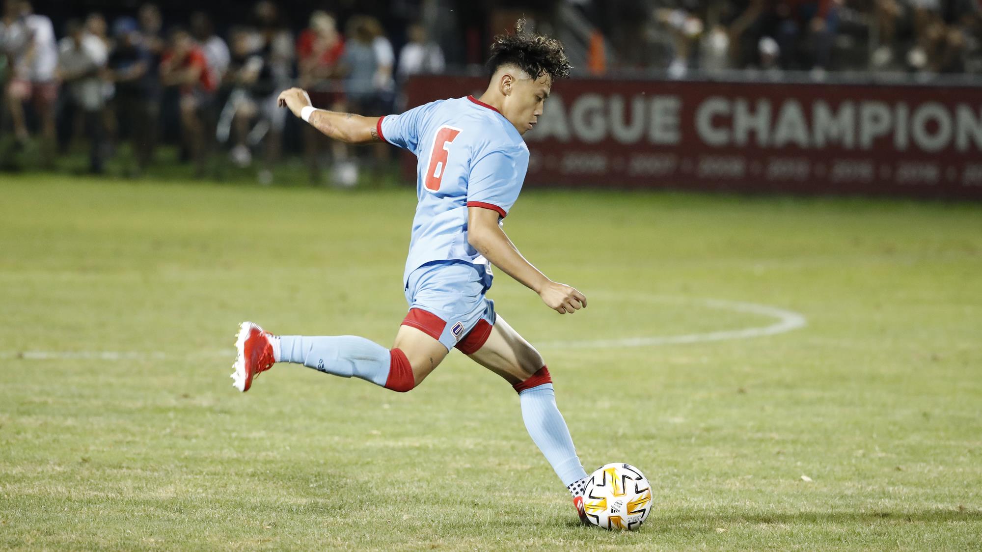 Aaron Nguyen - Men's Soccer - UIC Athletics