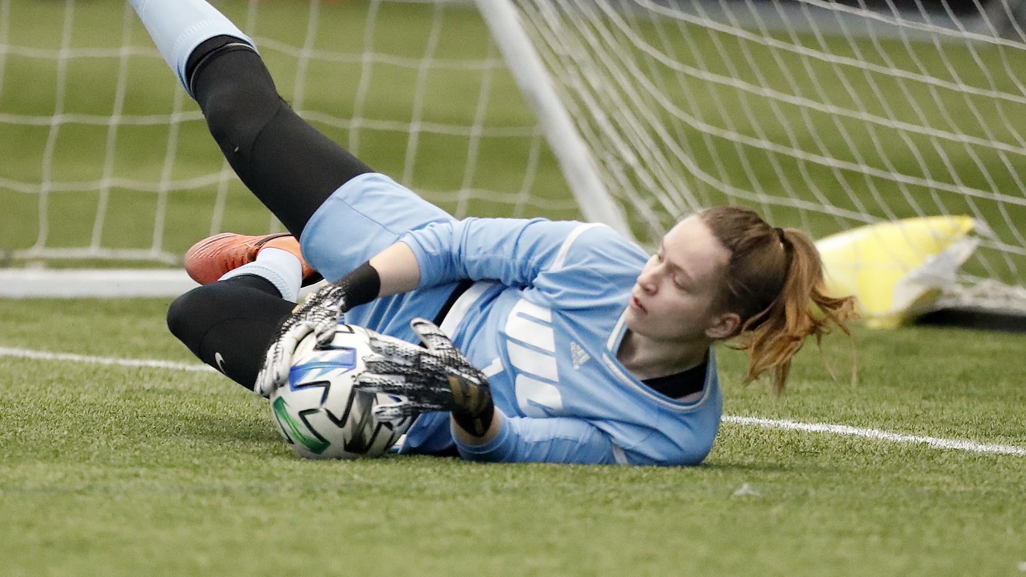 Lena Kurz - Women's Soccer - UIC Athletics