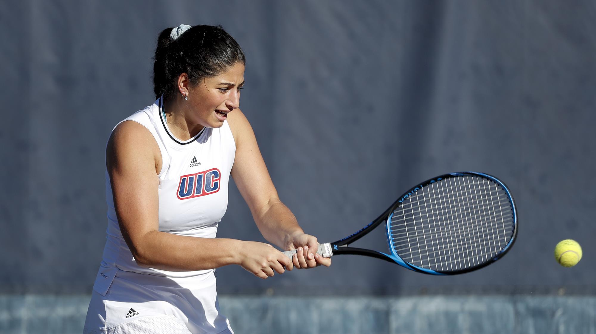 Tamara Malazonia - Women's Tennis - UIC Athletics