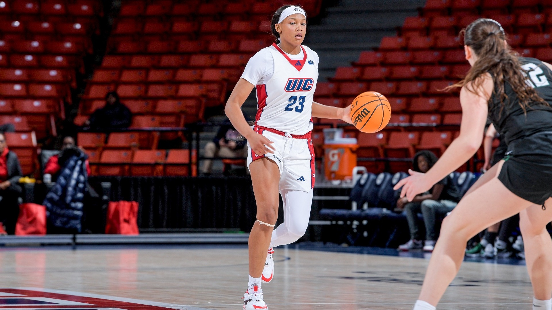 Makiyah Williams - Women's Basketball - UIC Athletics