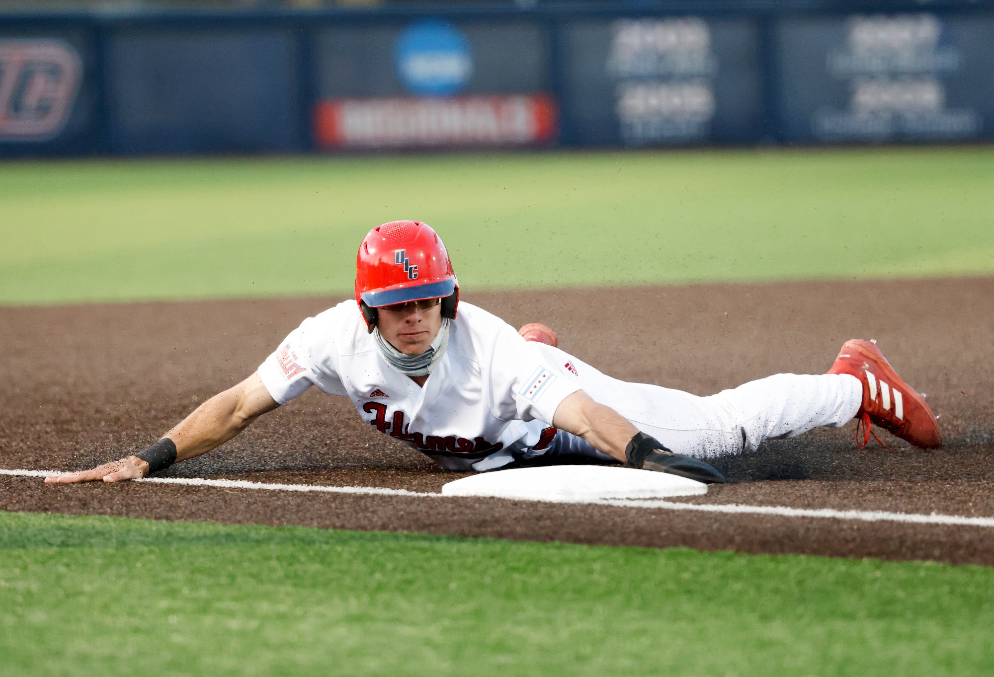 Baseball Earns Fourth Straight Big Ten Victory Tuesday - UIC Athletics