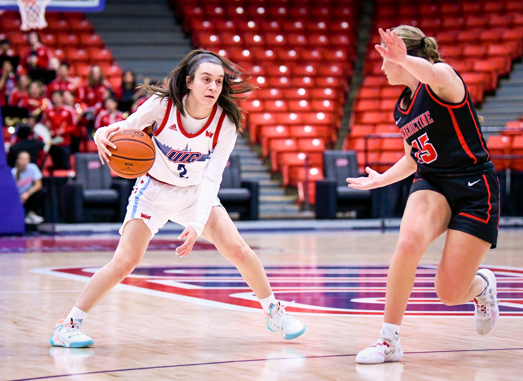 Nora Ahram - Women's Basketball - UIC Athletics