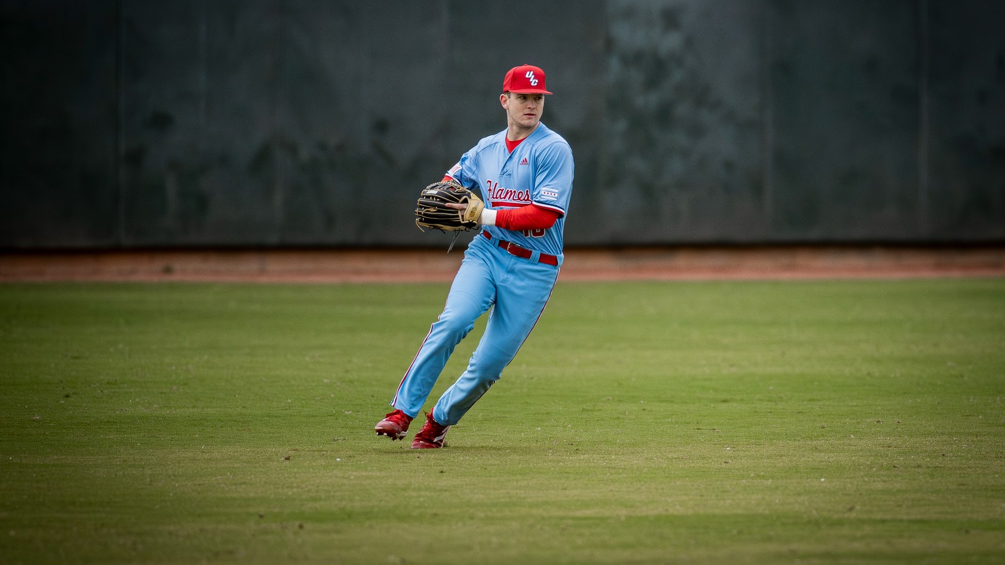 Baseball Opens Missouri Valley Conference Play With Dramatic Victory - UIC Athletics