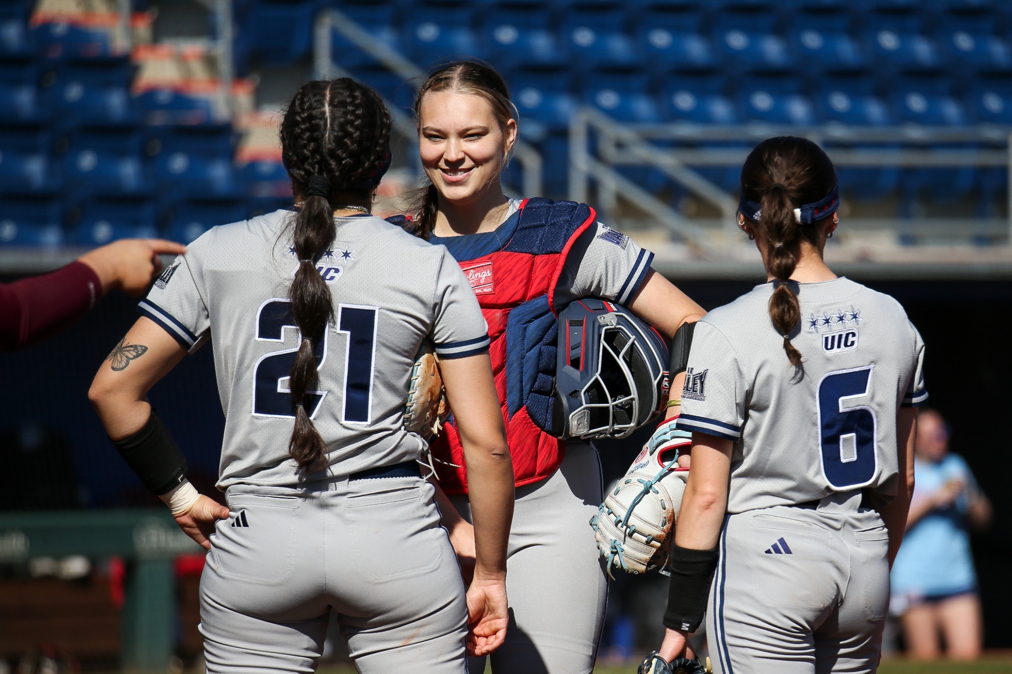 Emma Crowley - Softball - UIC Athletics