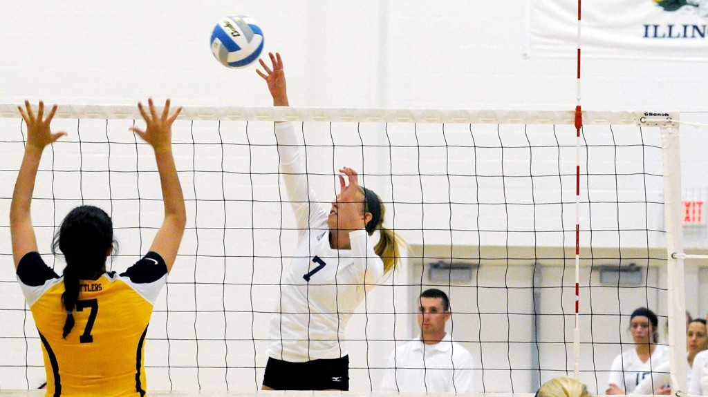 Sara Baker - Volleyball - UIS Athletics