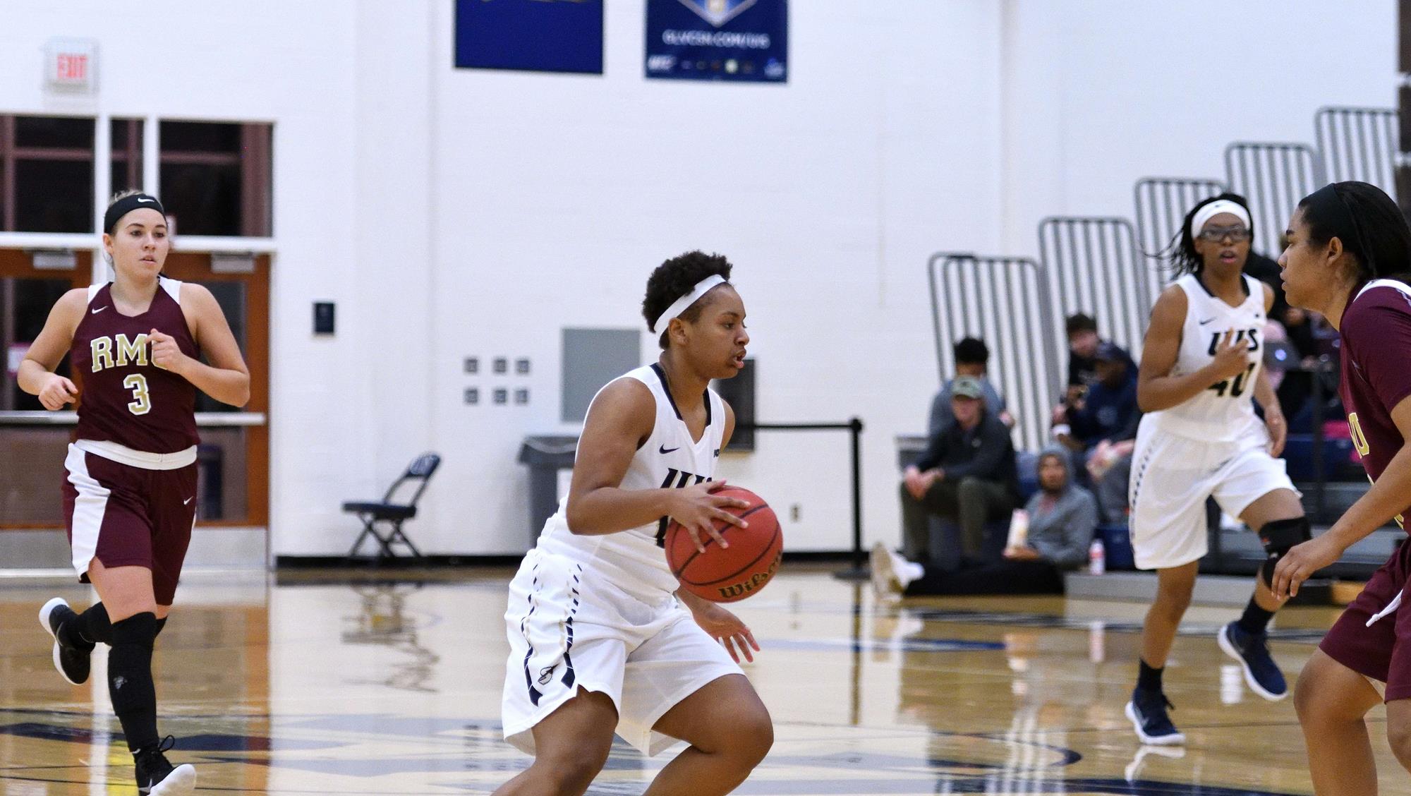 Che Jones - Women's Basketball - UIS Athletics