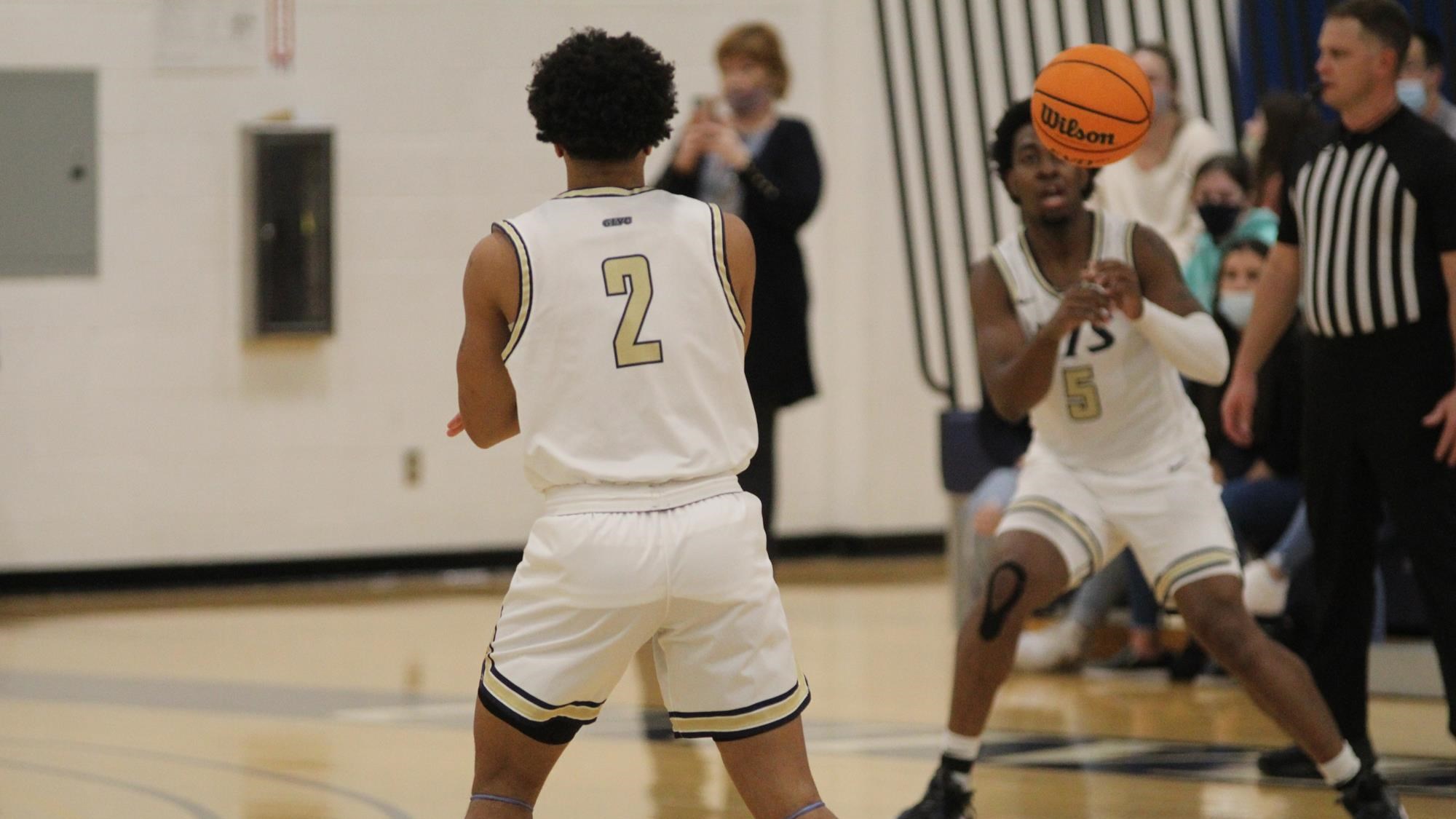 Chris Hamil - Men's Basketball - UIS Athletics