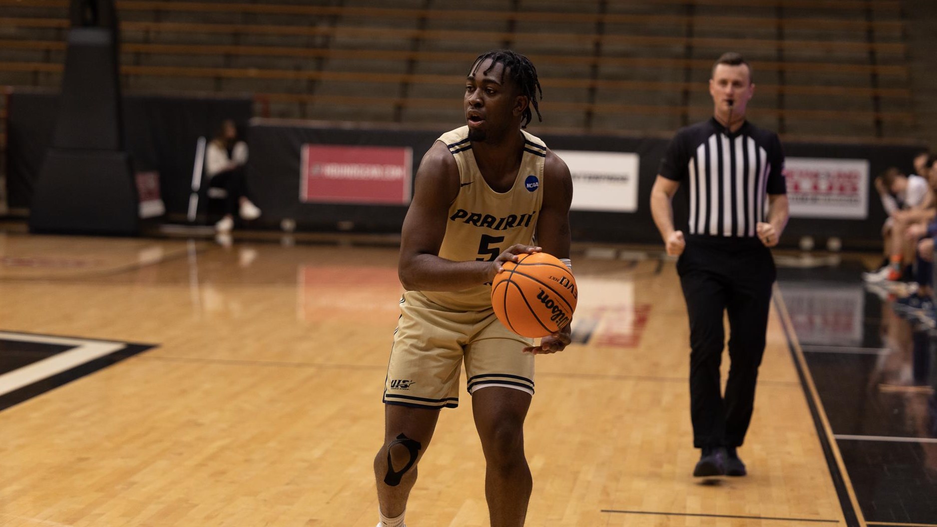 Chris Hamil - Men's Basketball - UIS Athletics