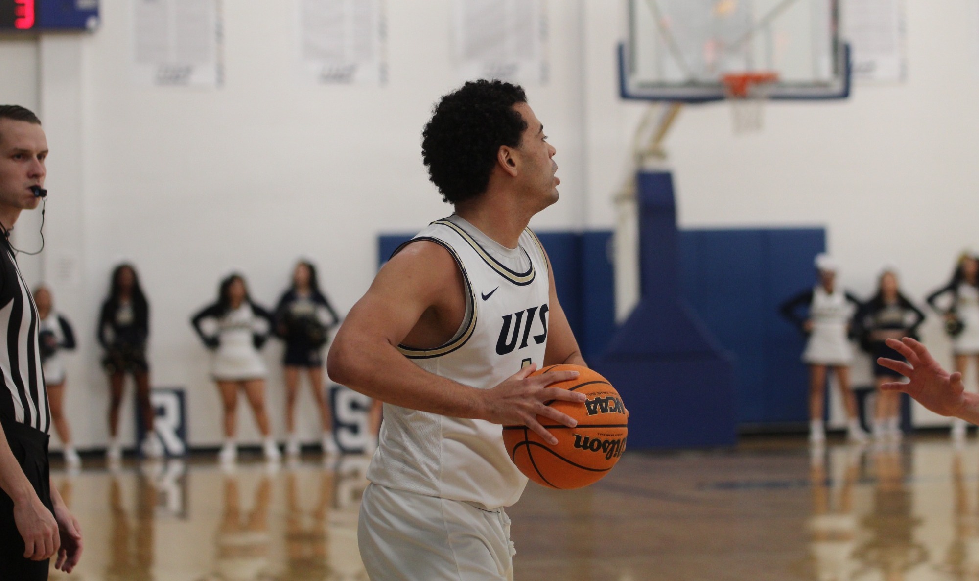 Michael Wright - Men's Basketball - UIS Athletics