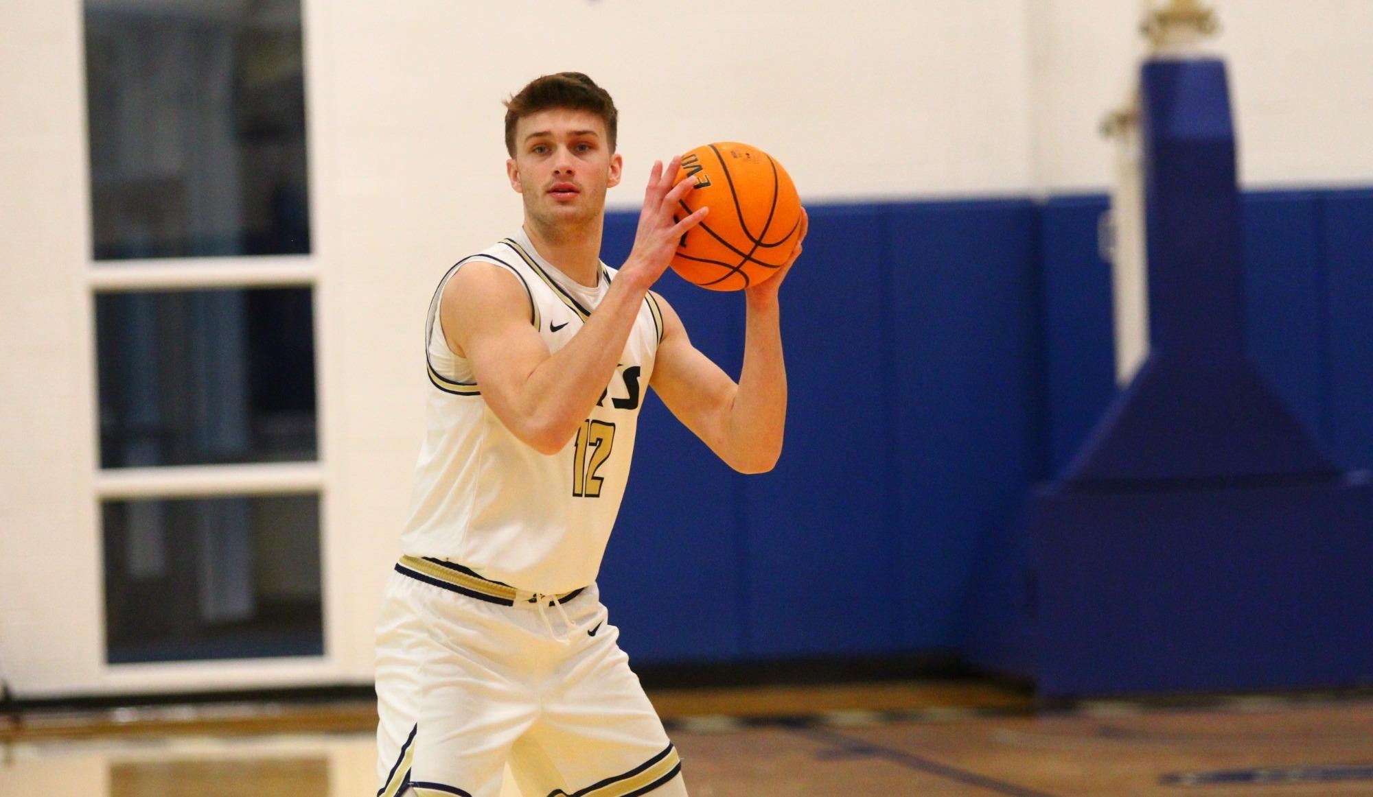 Kyle Ingram - Men's Basketball - UIS Athletics