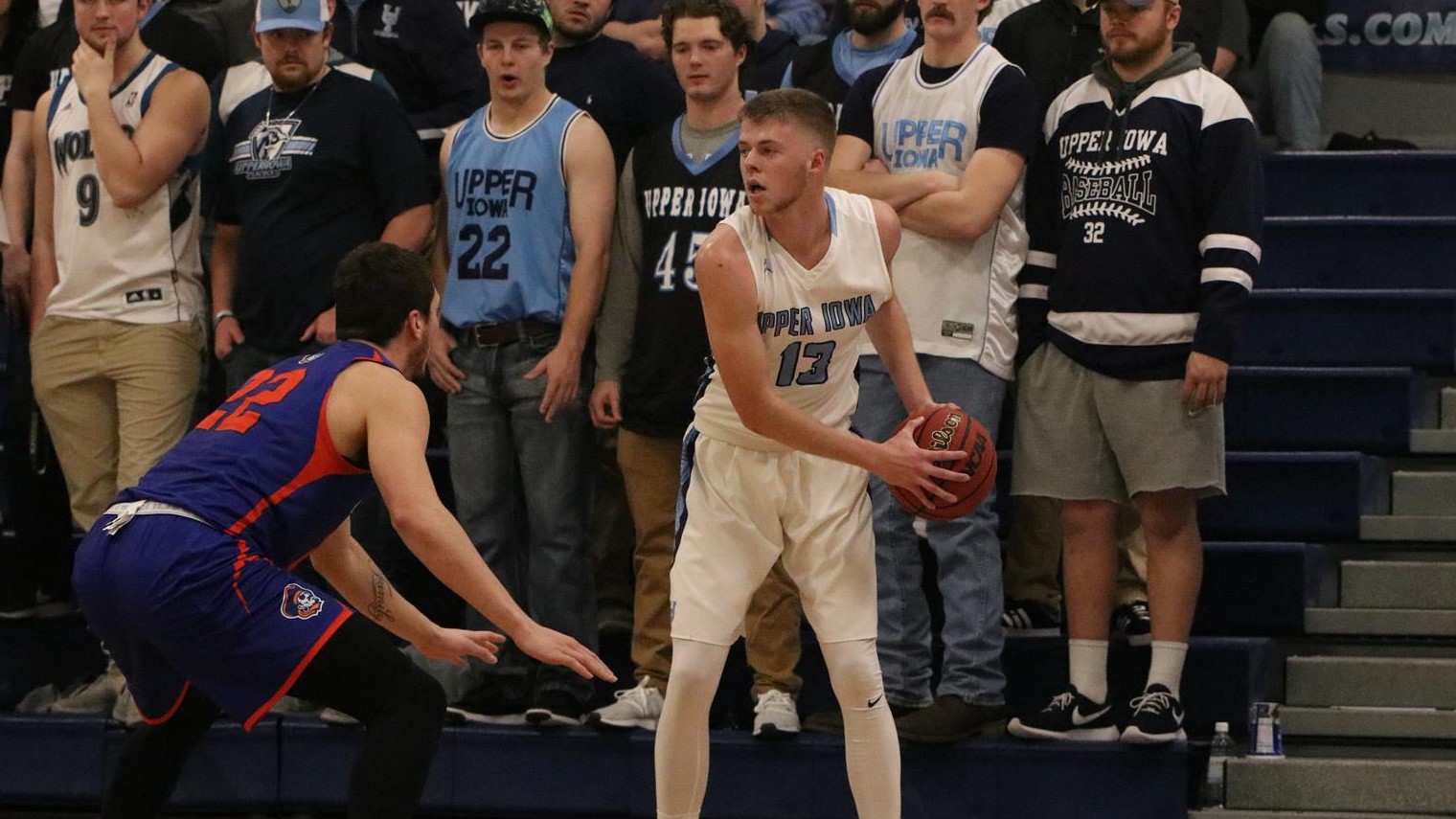Quentin Blaue - Men's Basketball - Upper Iowa University Athletics