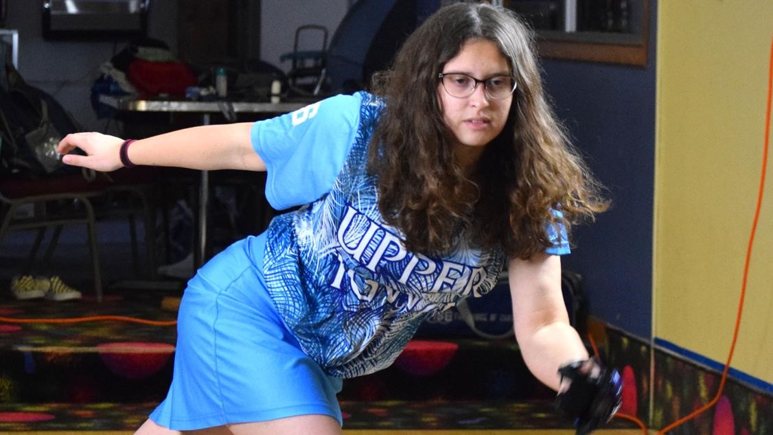 Isabelle Bergsbaken - Women's Bowling - Upper Iowa University Athletics