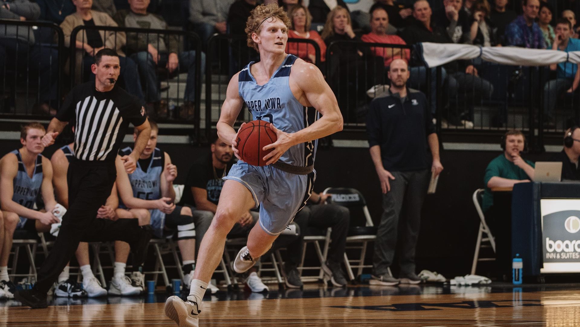 Connor Duax - Men's Basketball - Upper Iowa University Athletics