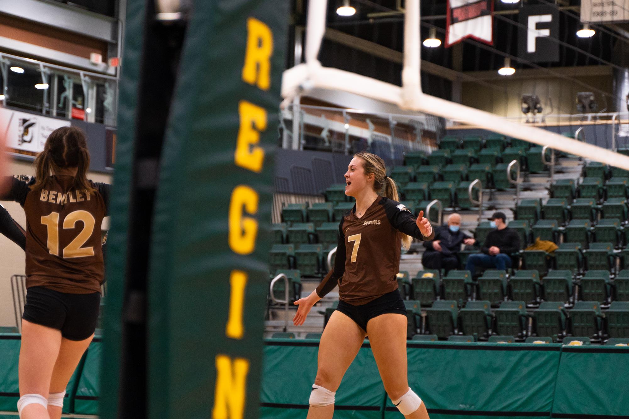 Bisons start weekend series with straight-set win over Cougars ...