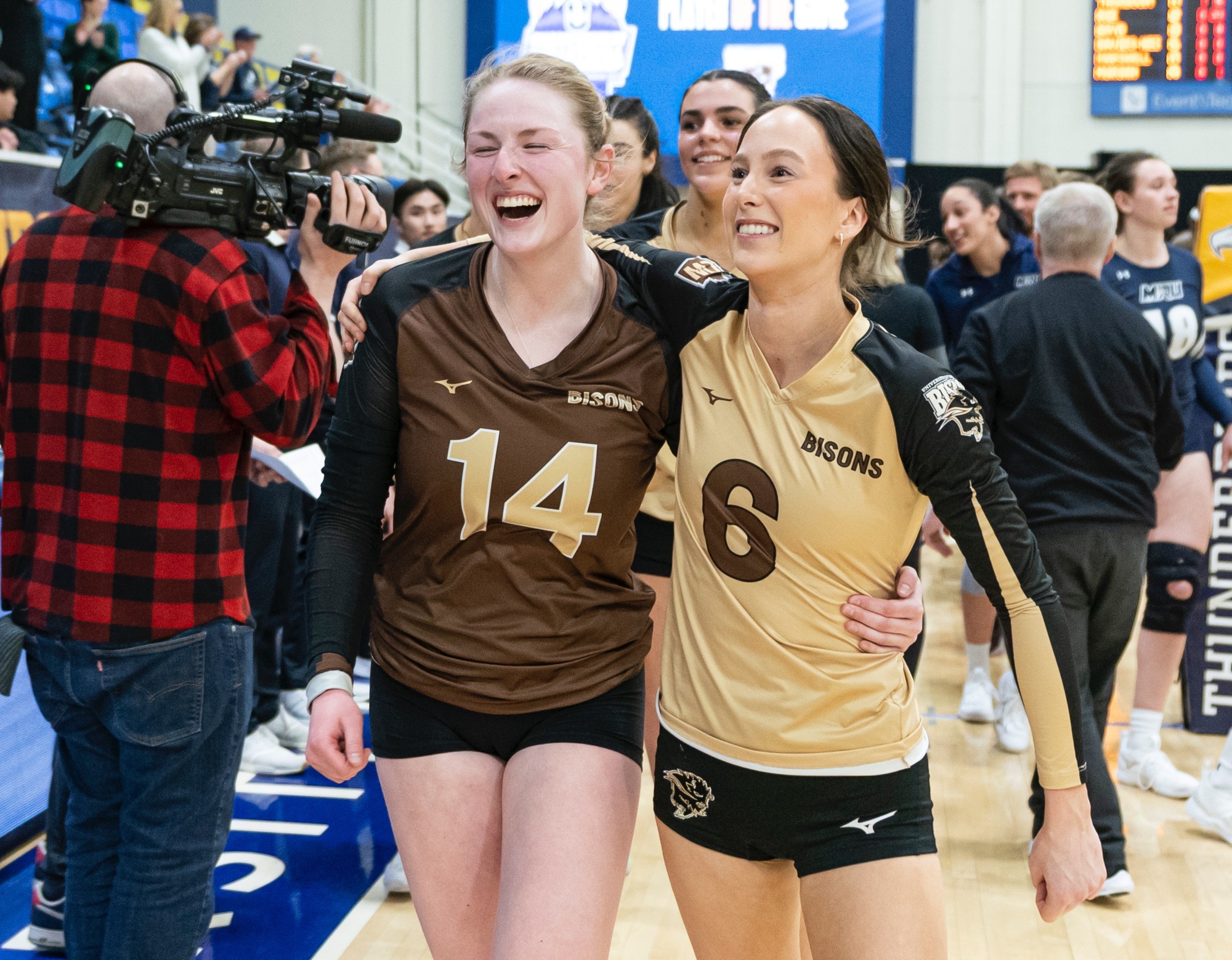 WVB: No. 6 seed Bisons upset No. 3 MRU in five, will play host UBC in national semis ...