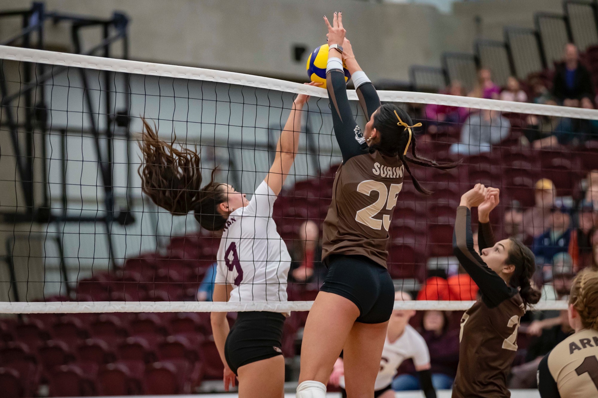 WVB: Nationally ranked Bisons win ninth in a row, 3-1 over MacEwan ...