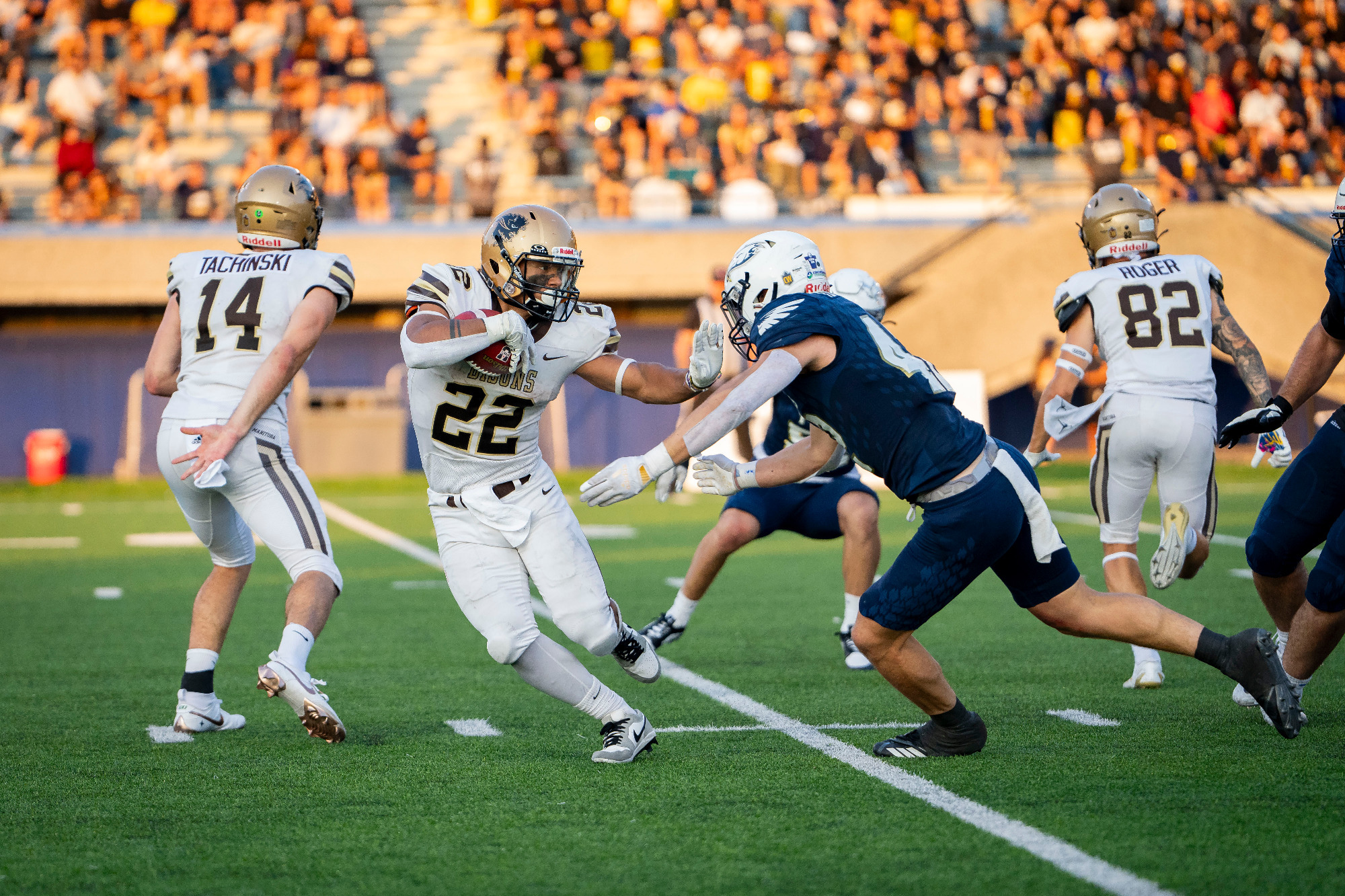 Bisons score 25 unanswered points, but Rams win on final drive, 31-28 ...