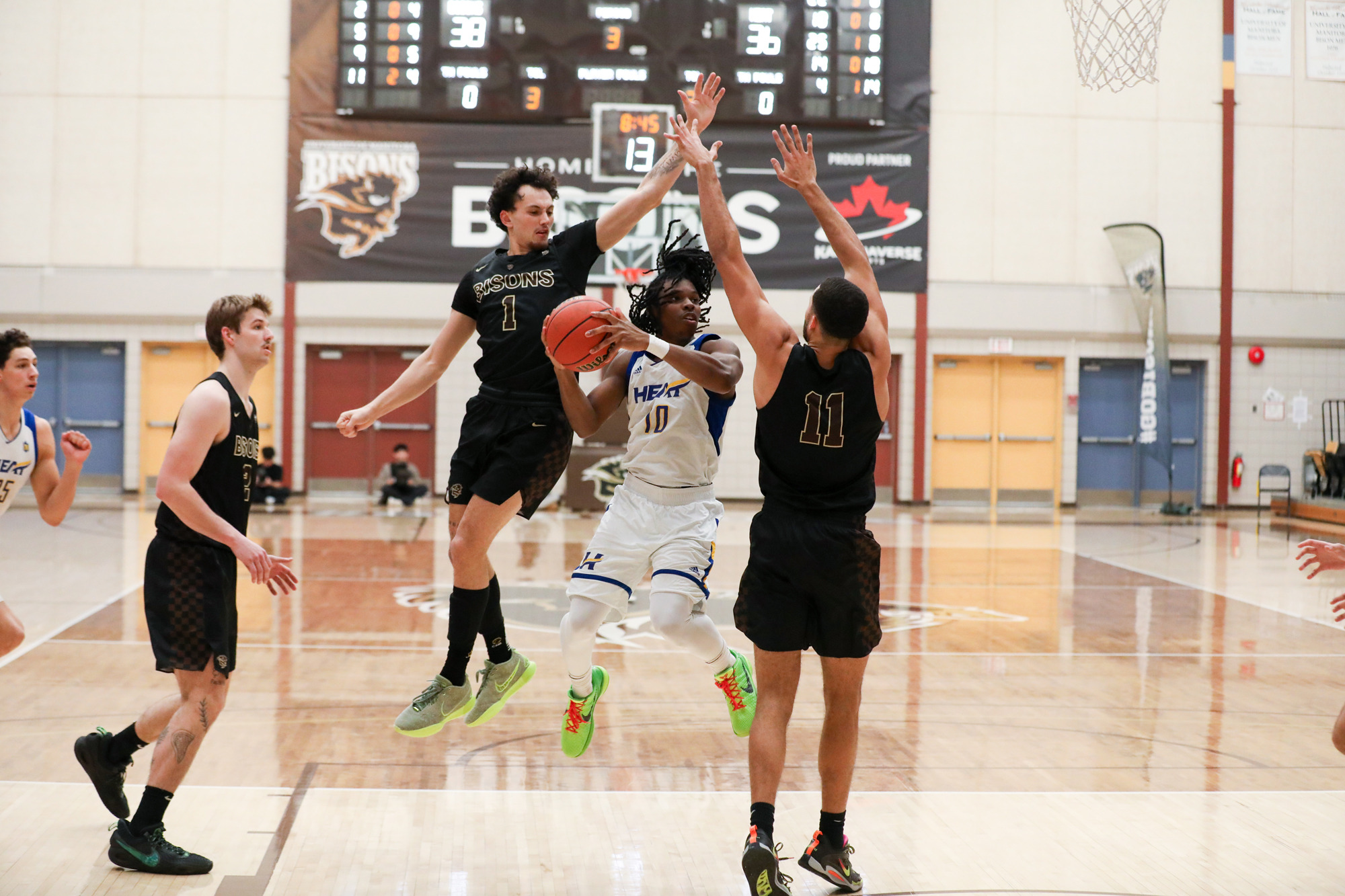 MBB: No.8 nationally ranked Bisons earn first-round playoff bye ...
