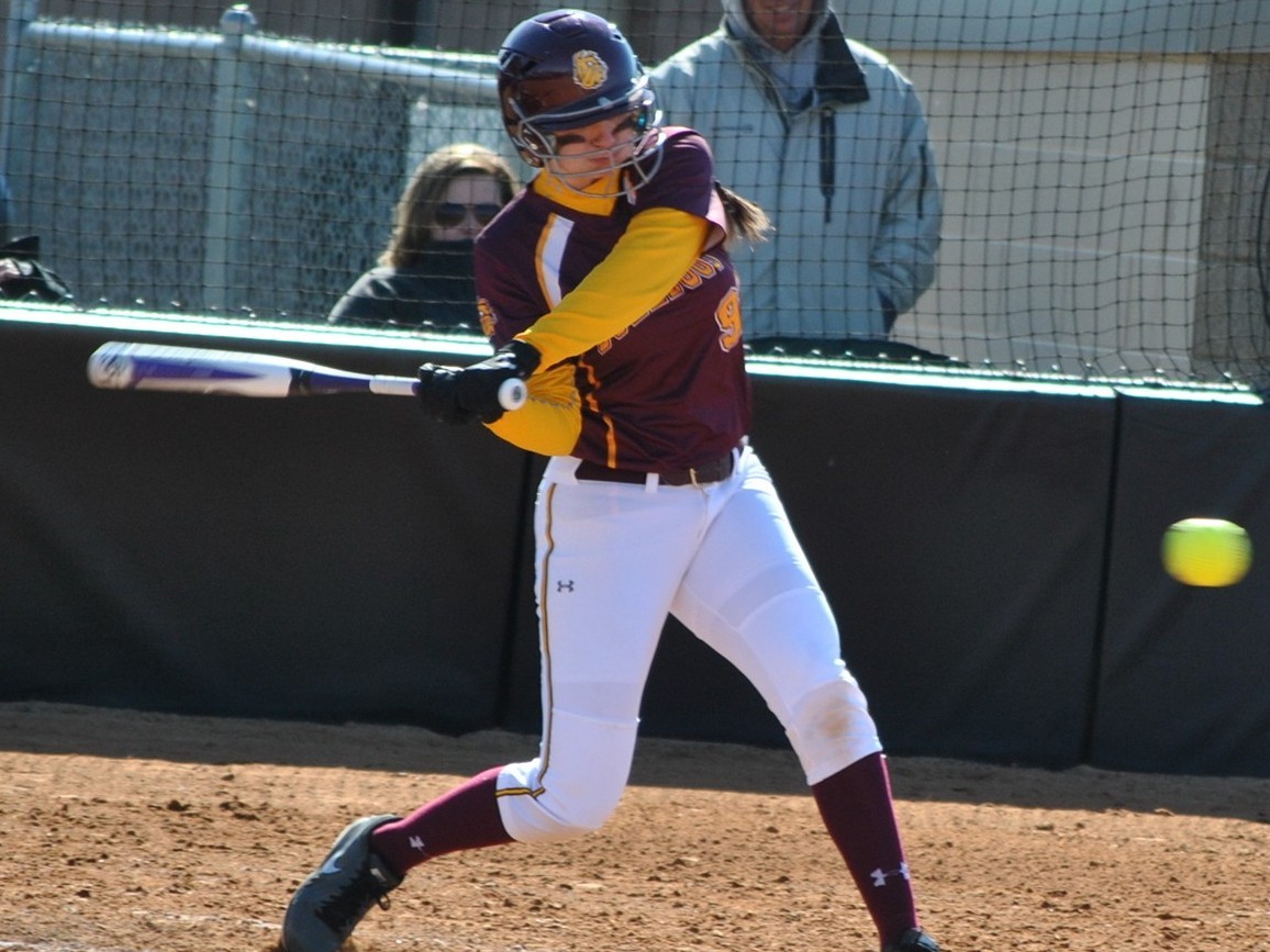 Becky Smith - Softball - UMD Athletics