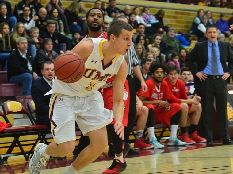 Taylor Lavery - Men's Basketball - UMD Athletics