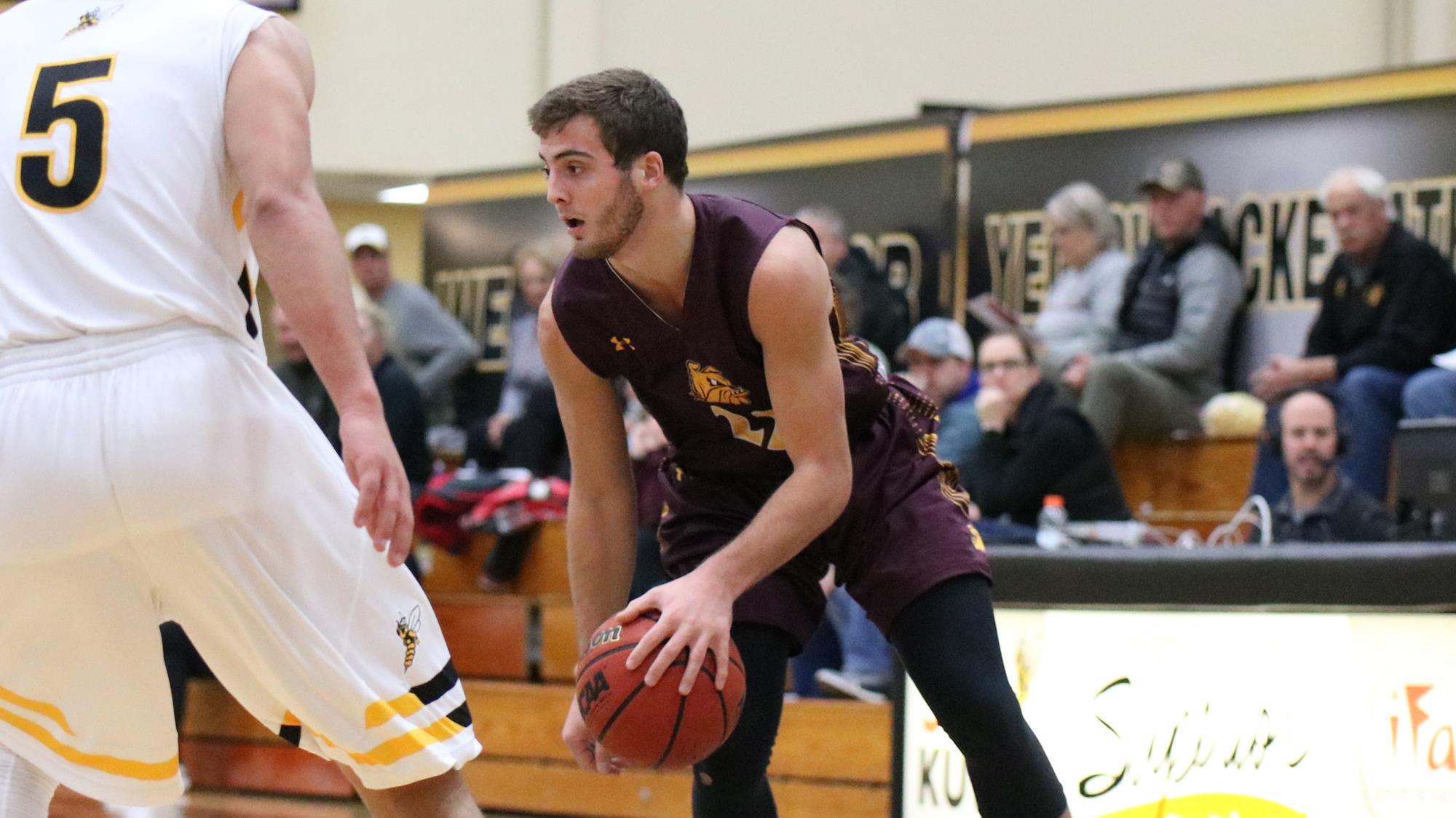 Xavier Cummings - Men's Basketball - UMD Athletics