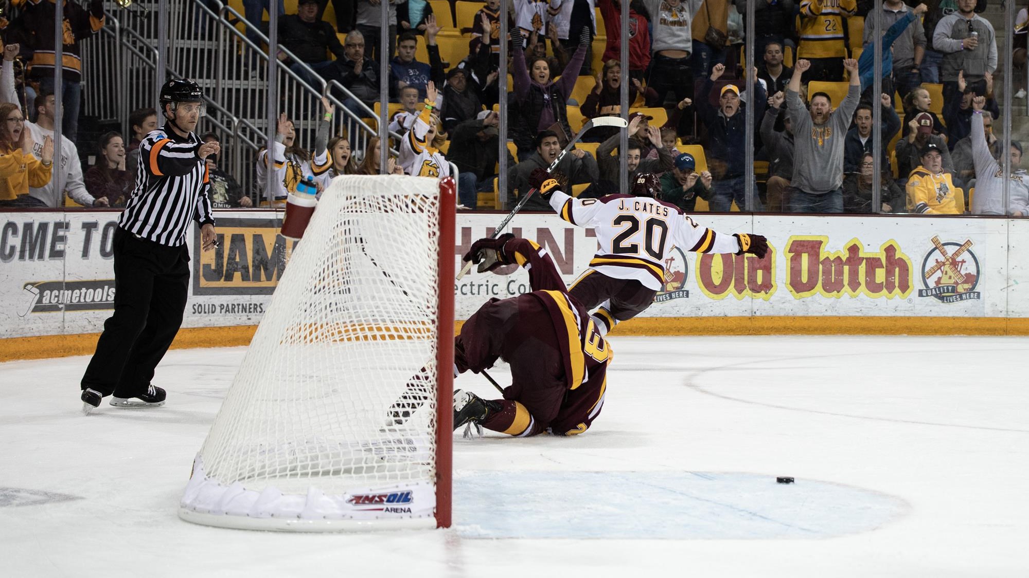 Jackson Cates - Men's Hockey - UMD Athletics