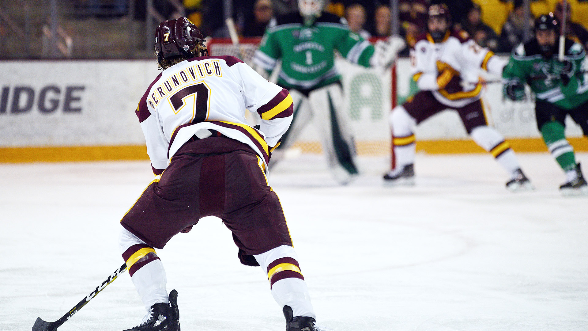 Scott Perunovich - Men's Hockey - UMD Athletics