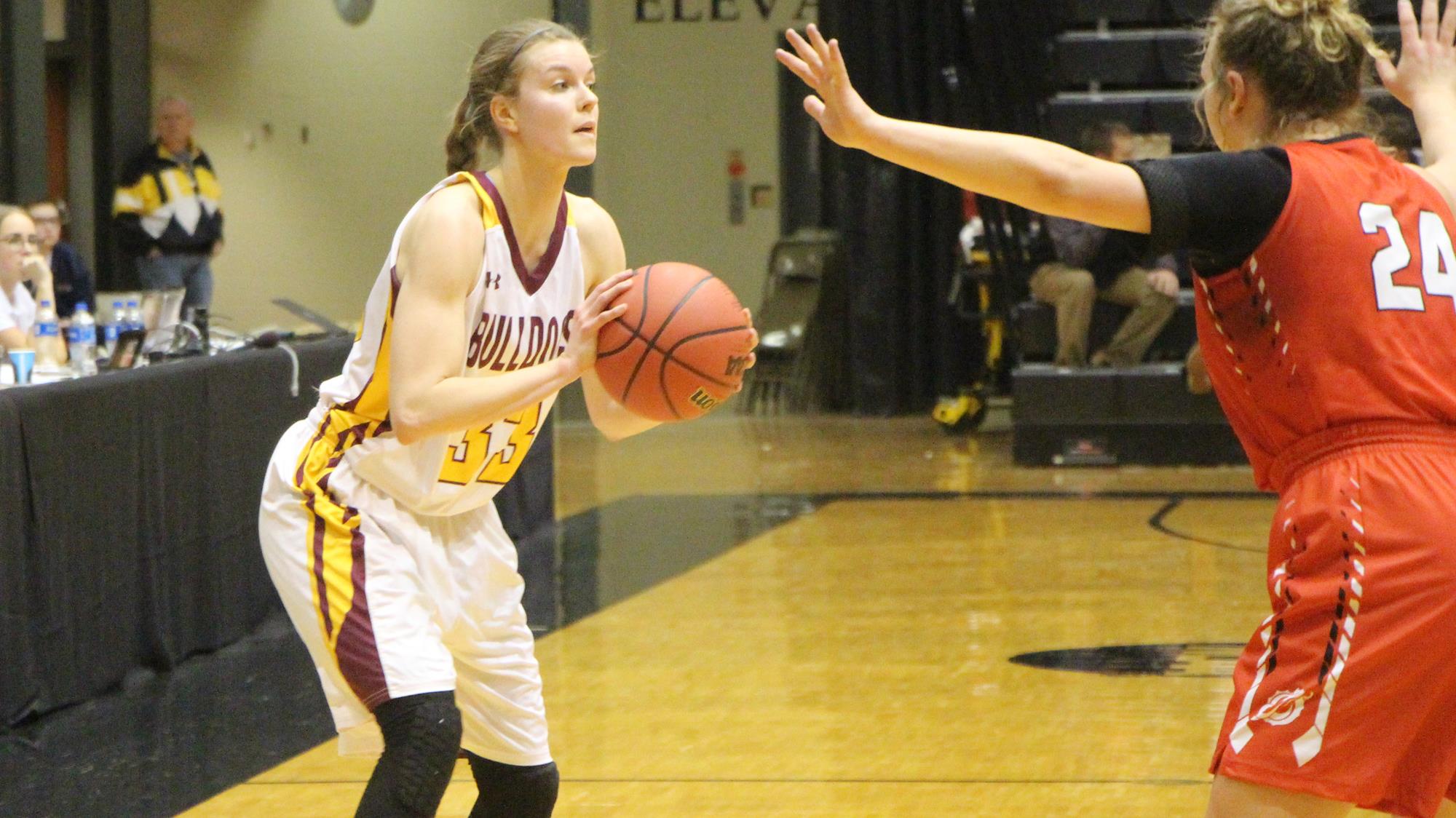 Emma Boehm - Women's Basketball - UMD Athletics